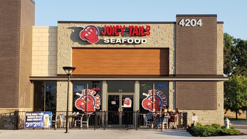 Juicy Tails Rogers – NWA Food